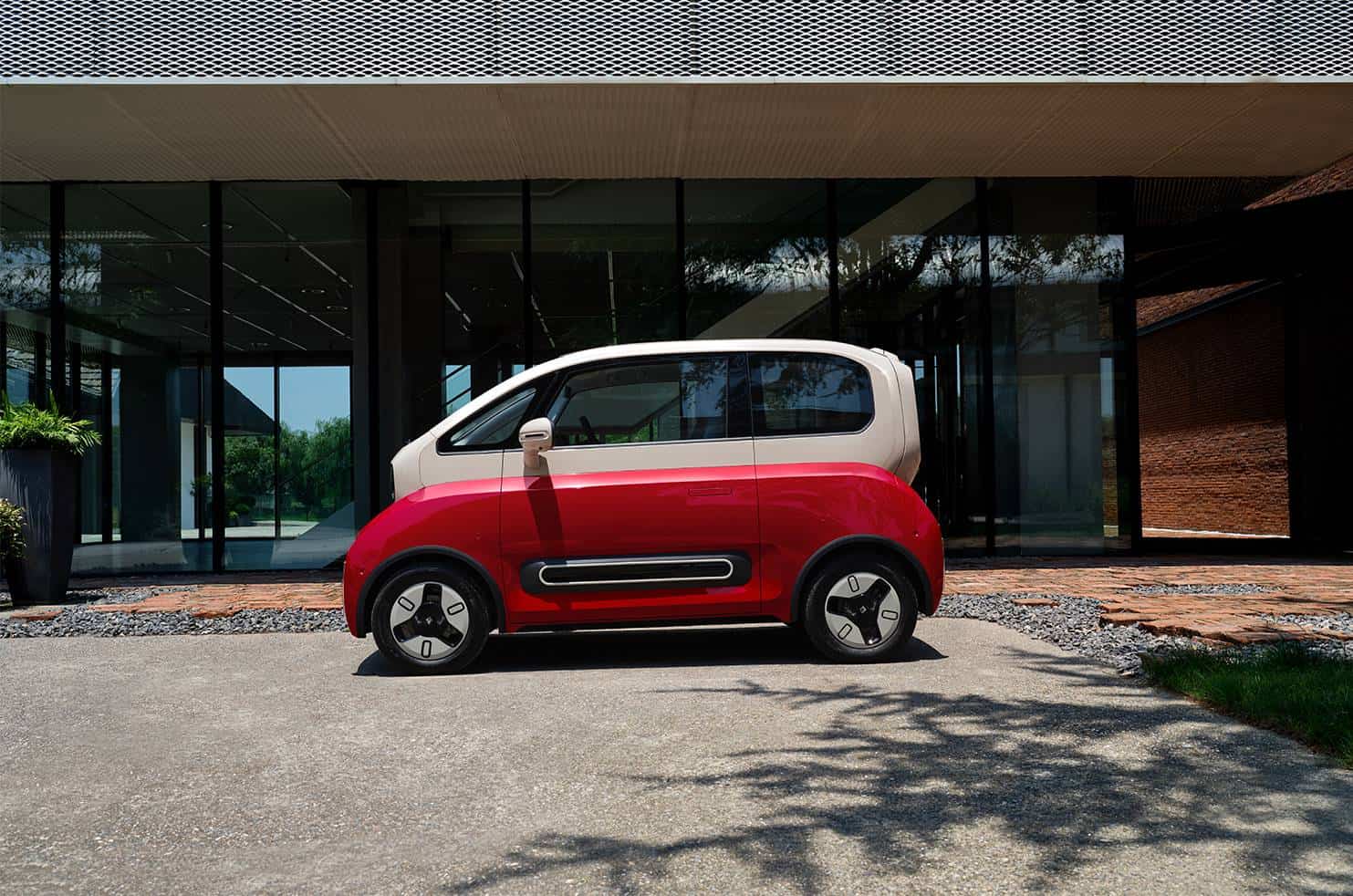 KiWi EV两款车型配置公布 8月11日正式抢订 - AutoNode